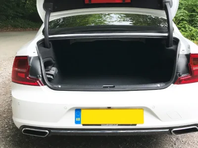 Volvo S90 Saloon review | S90 test drive | Carparison