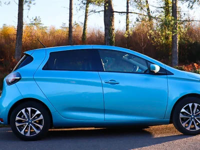 Drive with us: Test driving the Renault ZOE | Carparison