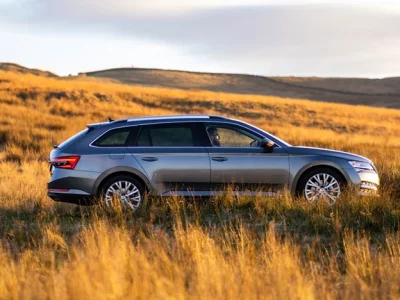 Which estates have the biggest boot space? | Carparison