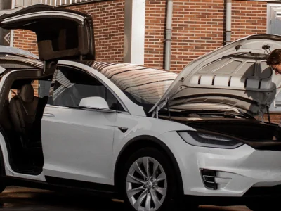 10 of the cool Tesla features you may not know about | Carparison