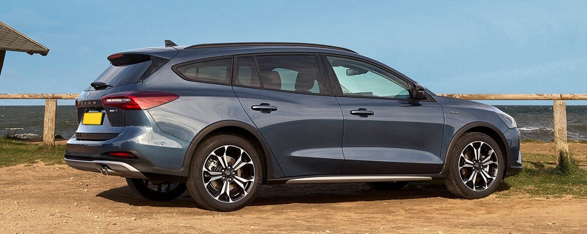 Which estates have the biggest boot space? | Carparison