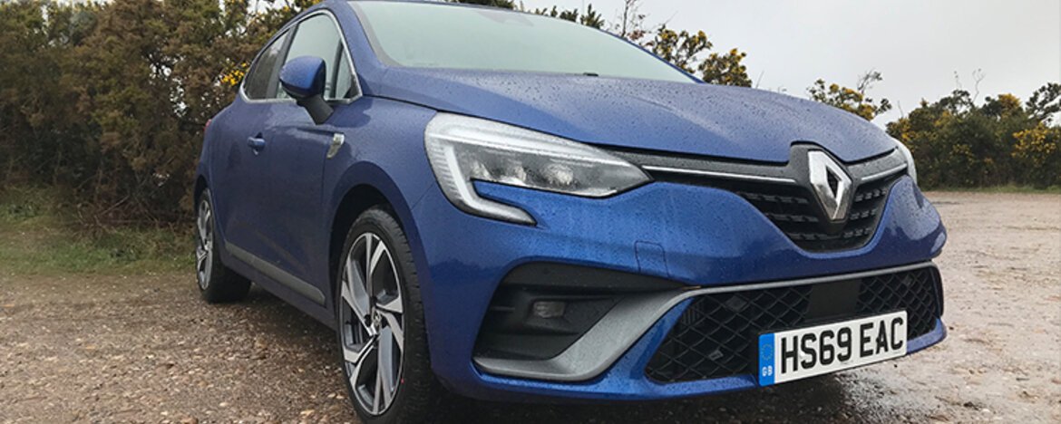 Drive with us: Test driving the new Renault Clio | Carparison