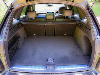 Drive with us: Test Drive the Mercedes-Benz GLC 300d | Carparison